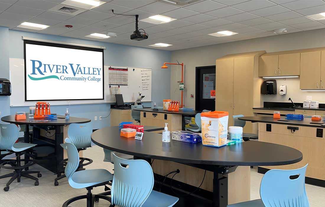 River Valley Community College Renovation of Two Labs – Eckman Construction